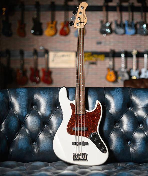 Brandneu: Sadowsky Basses – BTM Guitars Nürnberg